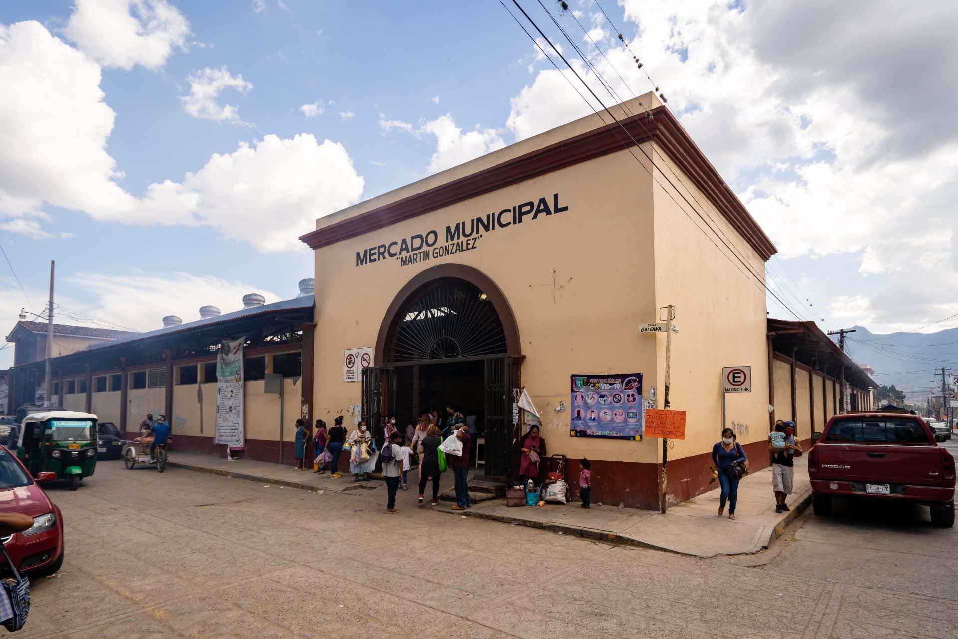 The Ultimate Guide to Eating Your Way Through Tlacolula Market ...